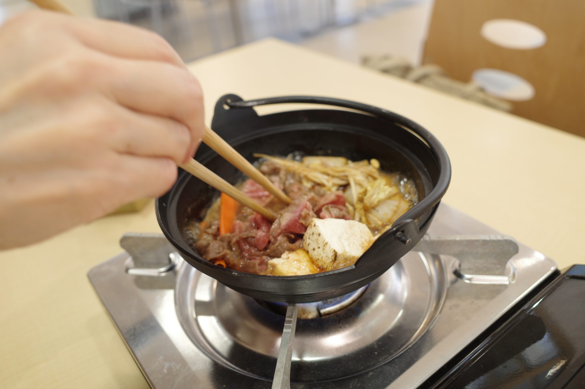 舟盛りにすき焼き!? 個性派メニューがそろう、南山大学「SWEETS MAGIC Lab.」 | ほとんど0円大学